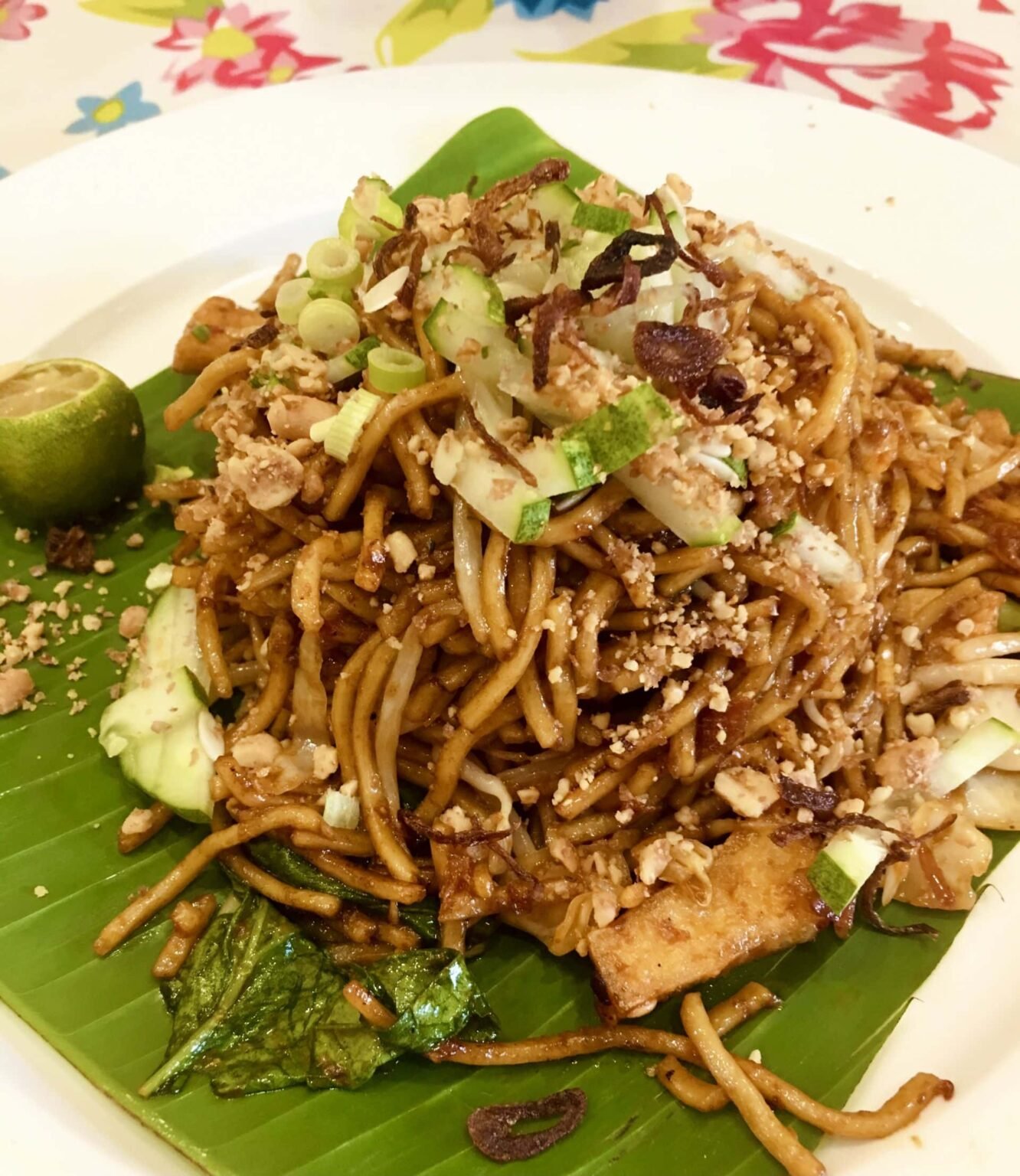 Yellow Noodles in Sweet and Spicy Sauce (Mee Goreng Mamak) - Manila Spoon