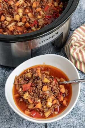 Slow Cooker Ground Pork or Beef Menudo - Manila Spoon