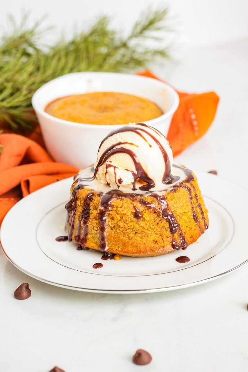 Easy Pumpkin Lava Cake - Manila Spoon