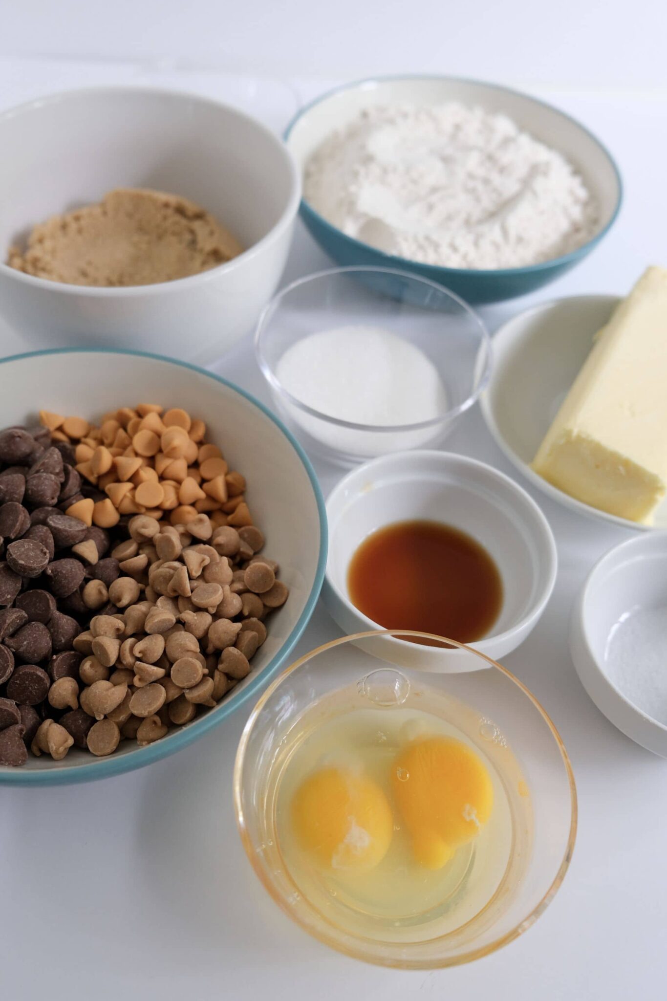 Delicious Scotcheroo Cookies - Manila Spoon