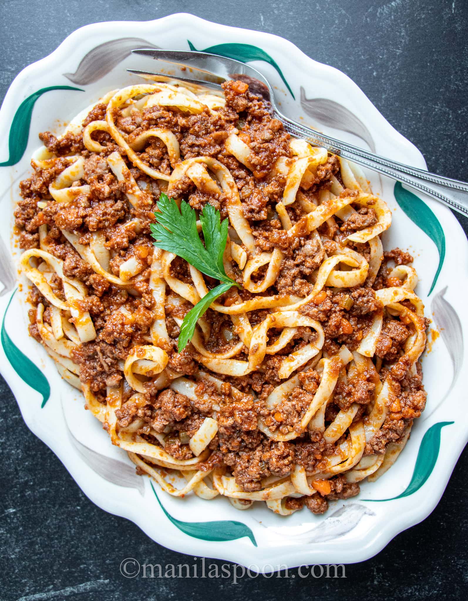 Authentic Tagliatelle with Bolognese Sauce (Tagliatelle al Ragù alla ...